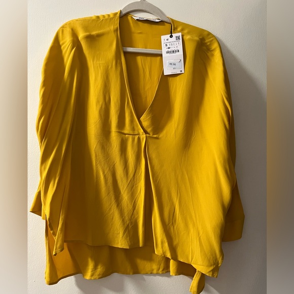 Zara | Tops | Zara Yellow Top | Poshmark